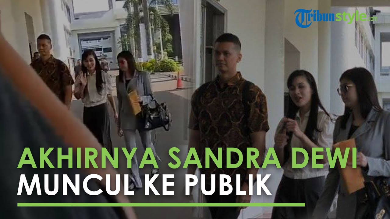 Video: Akhirnya Sandra Dewi Muncul ke Publik, Senyum saat Datangi Kejagung untuk Menjalani ...