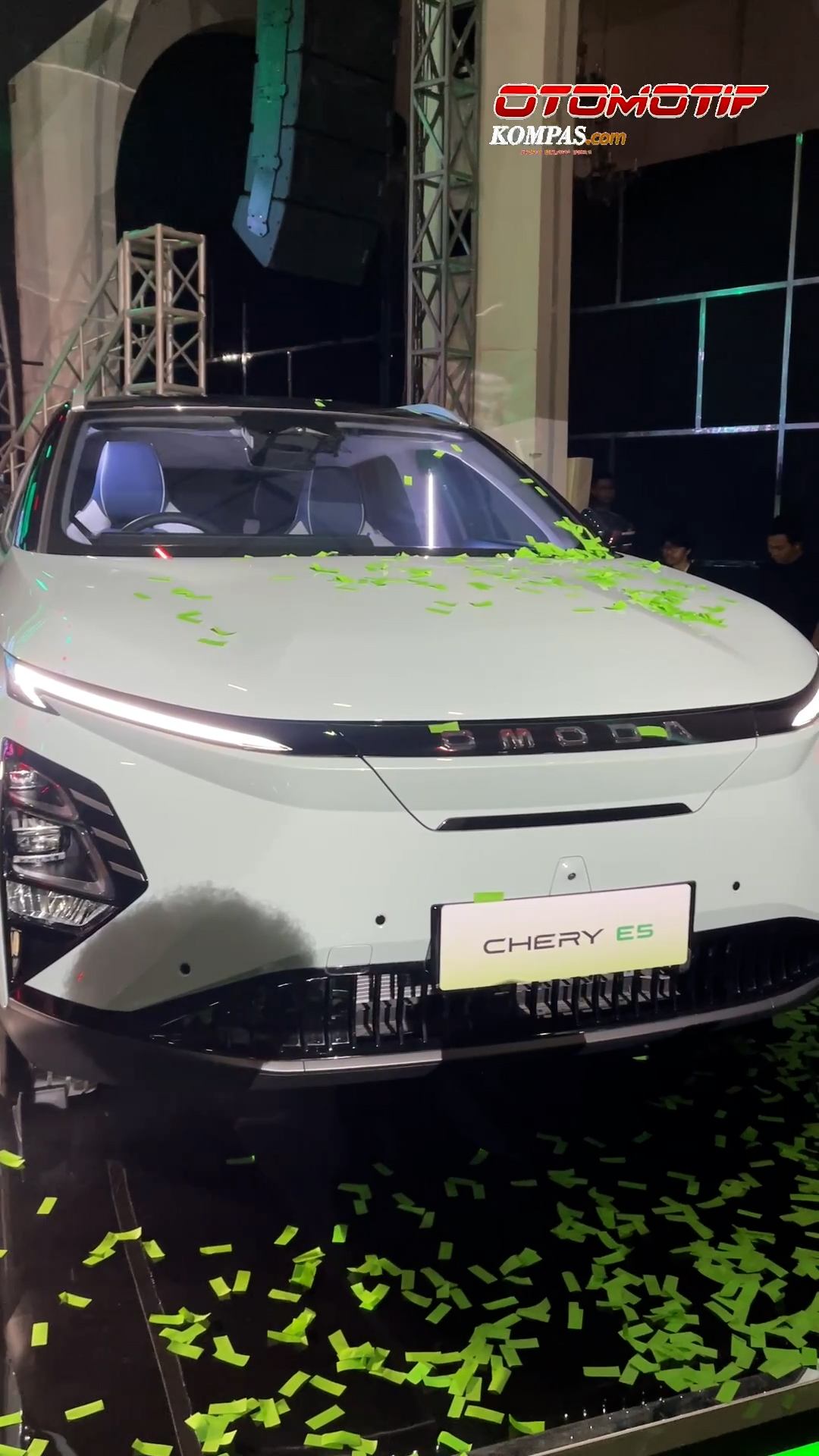Chery C5 dan E5 resmi meluncur