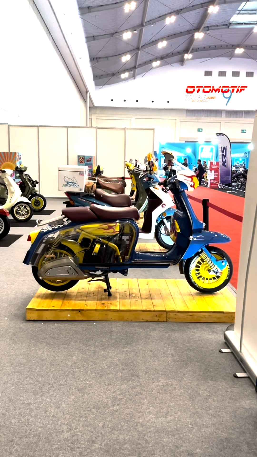 Video: Berbagai ragam jenis modifikasi motor kalcer di IMOS 2025