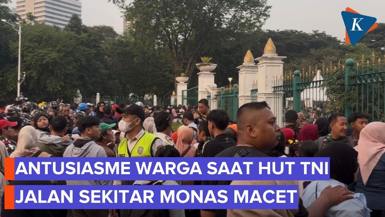 Suasana Terkini Monas Saat HUT TNI, Warga Antusias, Jalan Padat Merayap