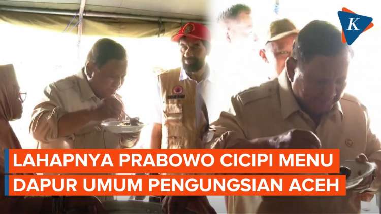 Momen Prabowo Cicipi Makanan di Dapur Umum Pengungsian Aceh
