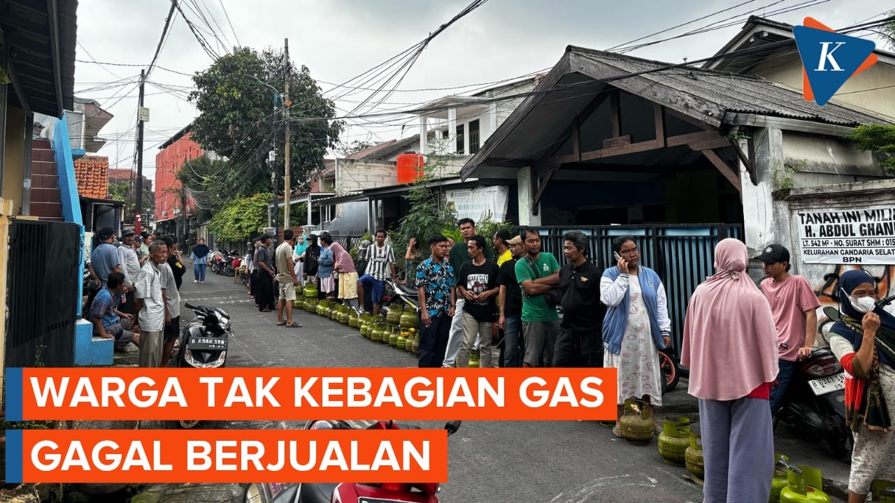 Cerita Warga Antre Gas 3 Kg, Batal Jualan karena Kehabisan